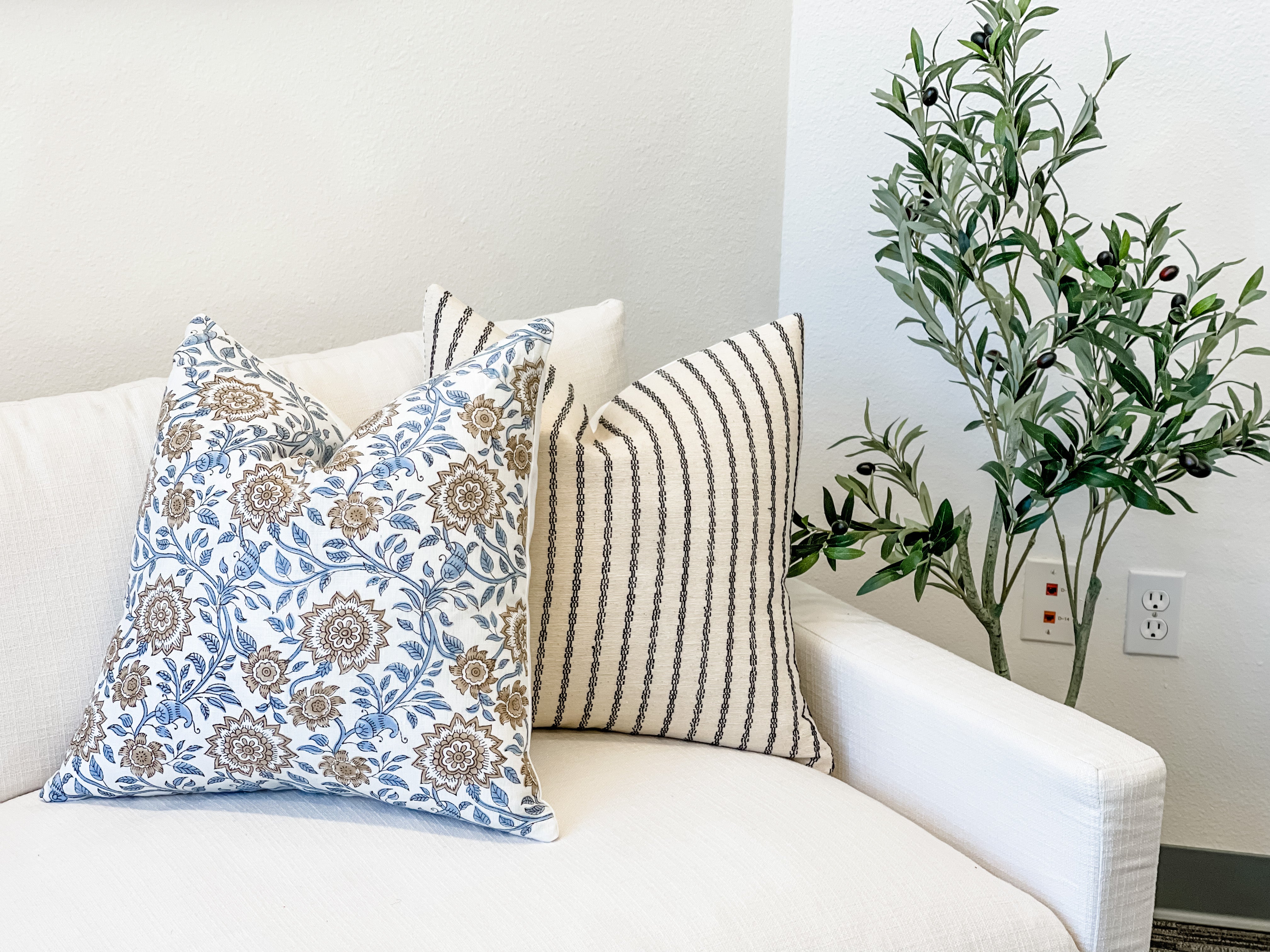 WILLOW PILLOW COVER | Krinto.com